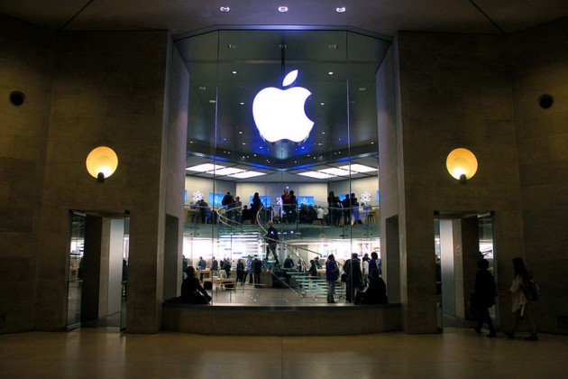 Five of the Most Iconic Apple Stores in the World