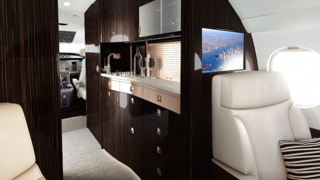 The $58 Million Dollar Dassault Falcon 8X is The Ultimate Jet ...