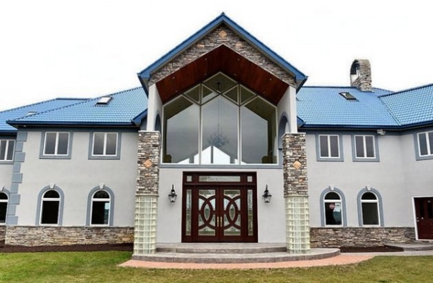 A Drug Lord's Mansion Can Be Yours For Only a Few Million Dollars