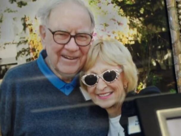 Astrid Menks: Unveiling the Life of Warren Buffett's Wife - Worthly