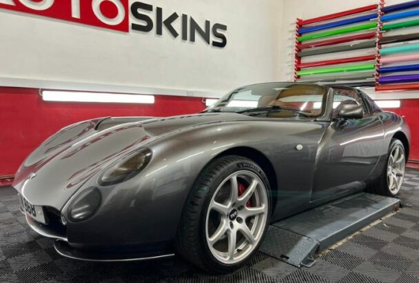 15 Strange Car Door Designs That Make a Statement - Worthly