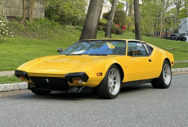 The 15 Coolest Vintage Cars With Wide Wings - Worthly