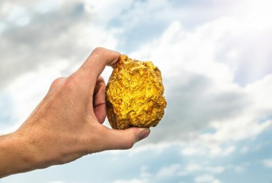 15 Largest Gold Nuggets Ever Found - Worthly