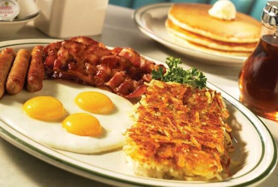 15 Foods and Drinks That Elvis Presley Loved - Worthly