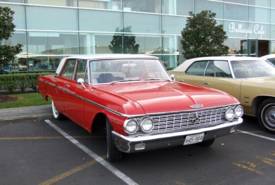 15 Greatest Tailfinned Cars Ever Made - Worthly