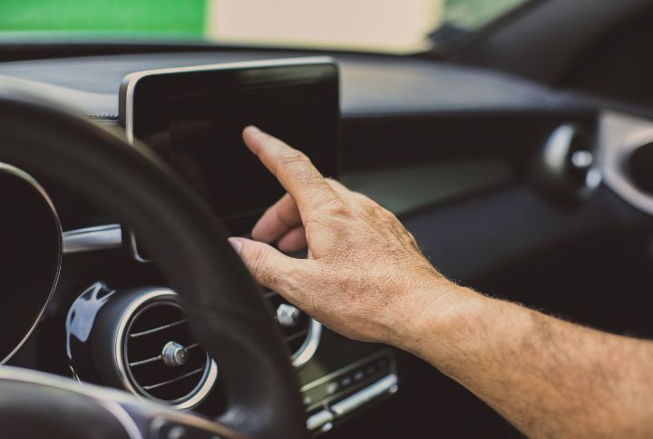 15 Hidden Car Features You Probably Overlooked - Worthly