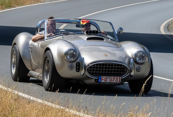 The Evolution of AC Cobra Over the Years - Worthly