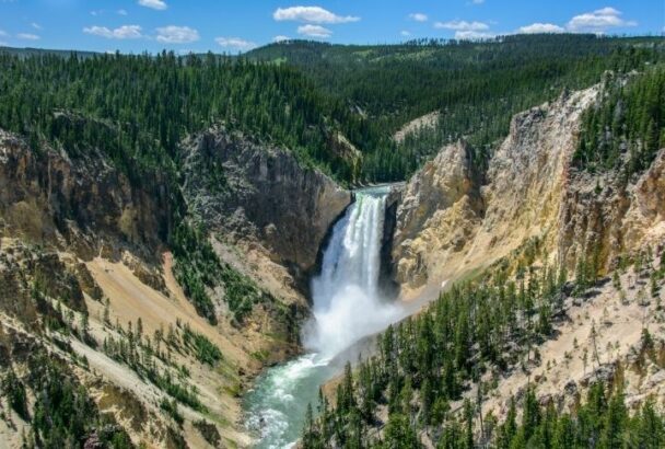 15 Iconic Landmarks That Celebrate The American Heritage - Worthly