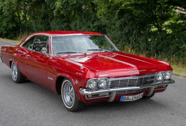 15 Greatest Tailfinned Cars Ever Made - Worthly