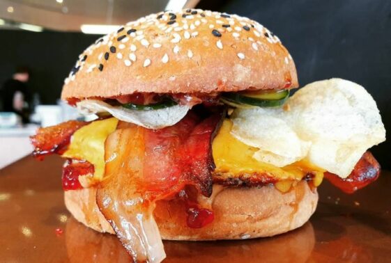 15 Foods and Drinks That Elvis Presley Loved - Worthly