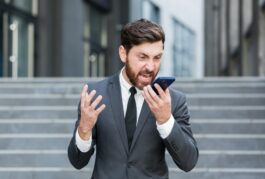 15 Rude Behaviors You Should Avoid - Worthly