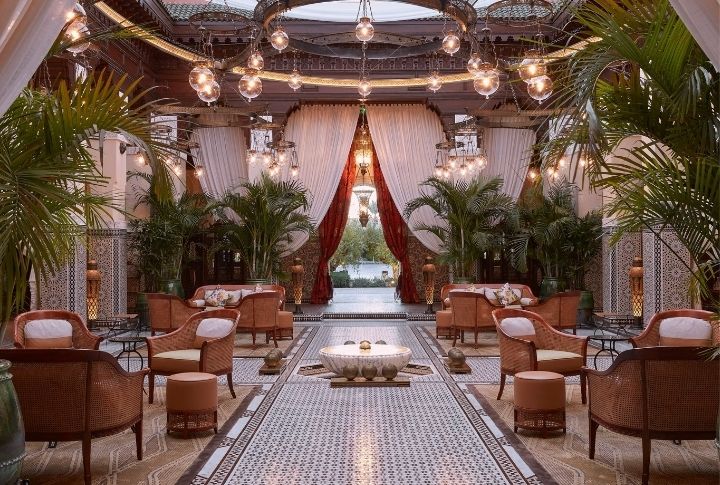 10 Most Exquisite Hotel Lobbies Around the World - Worthly
