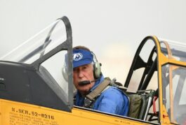 Want to Pilot a Private Jet? Here’s the Income Breakdown - Worthly