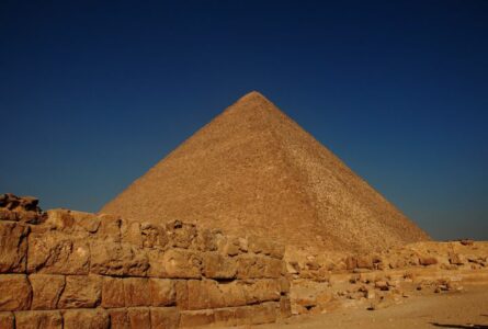 15 Mathematical Enigmas Hidden in the Architectural Design of the Great ...