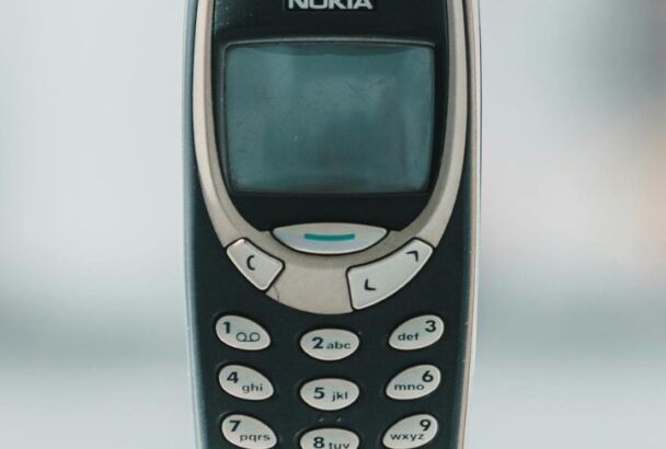 10 Classic Phones Collectors Love for Their Nostalgic Value - Worthly