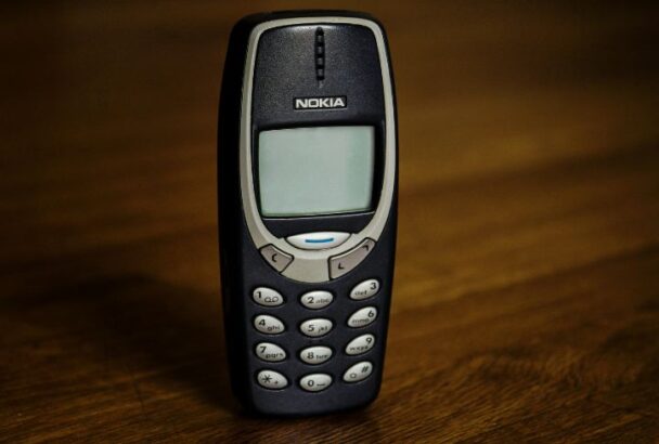 10 Classic Phones Collectors Love for Their Nostalgic Value - Worthly