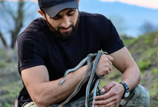 20 Outdoor Jobs That Pay Well and Keep You Out of the Office - Worthly