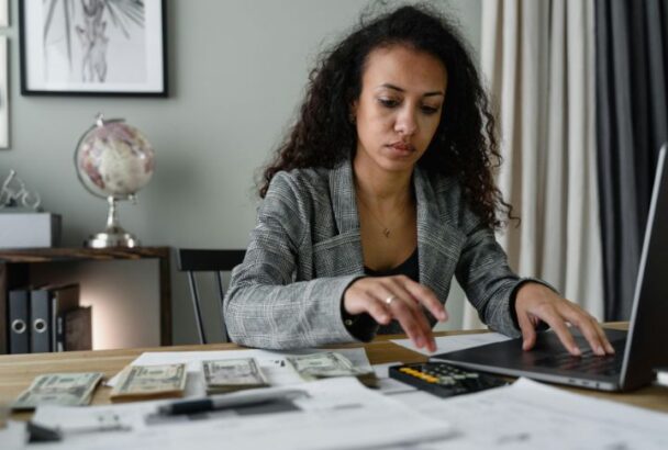 20 Tips For Enjoying Life Without Breaking The Bank - Worthly