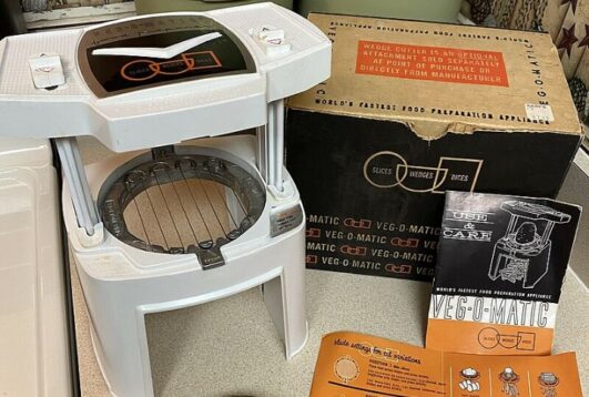 10 Classic TV-Advertised Gadgets From The ’60s and ’70s - Worthly