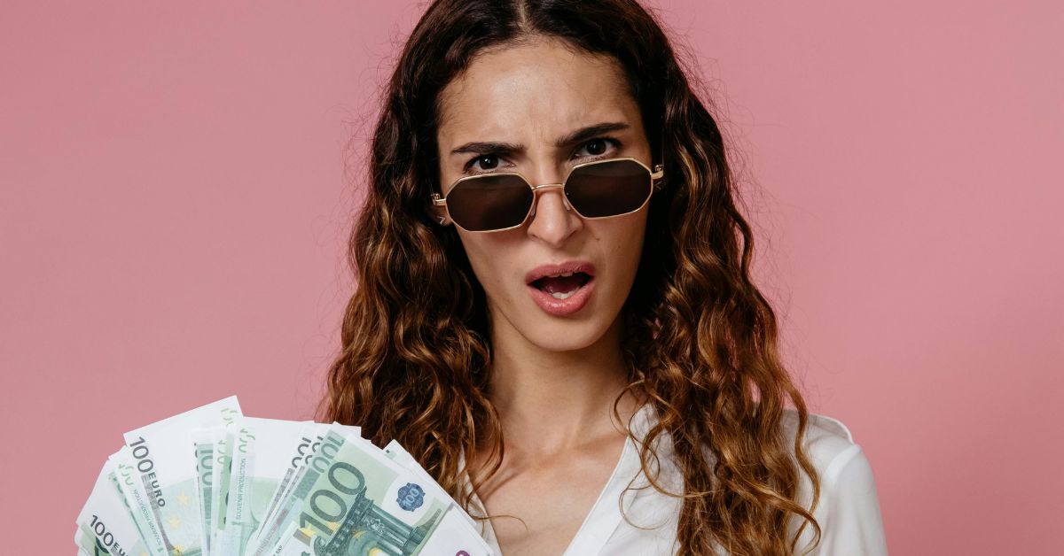 Ten Free Benefits Reserved For The Wealthy Class - Worthly