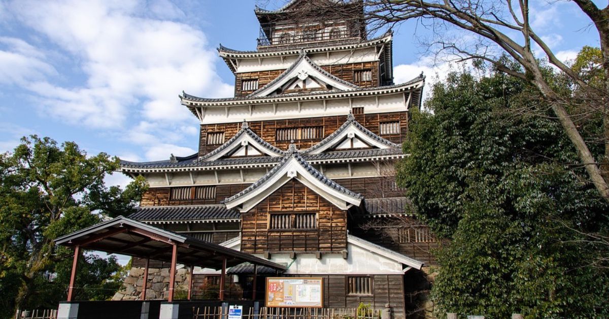 10 Historic Palaces That Found New Life Through Restoration - Worthly