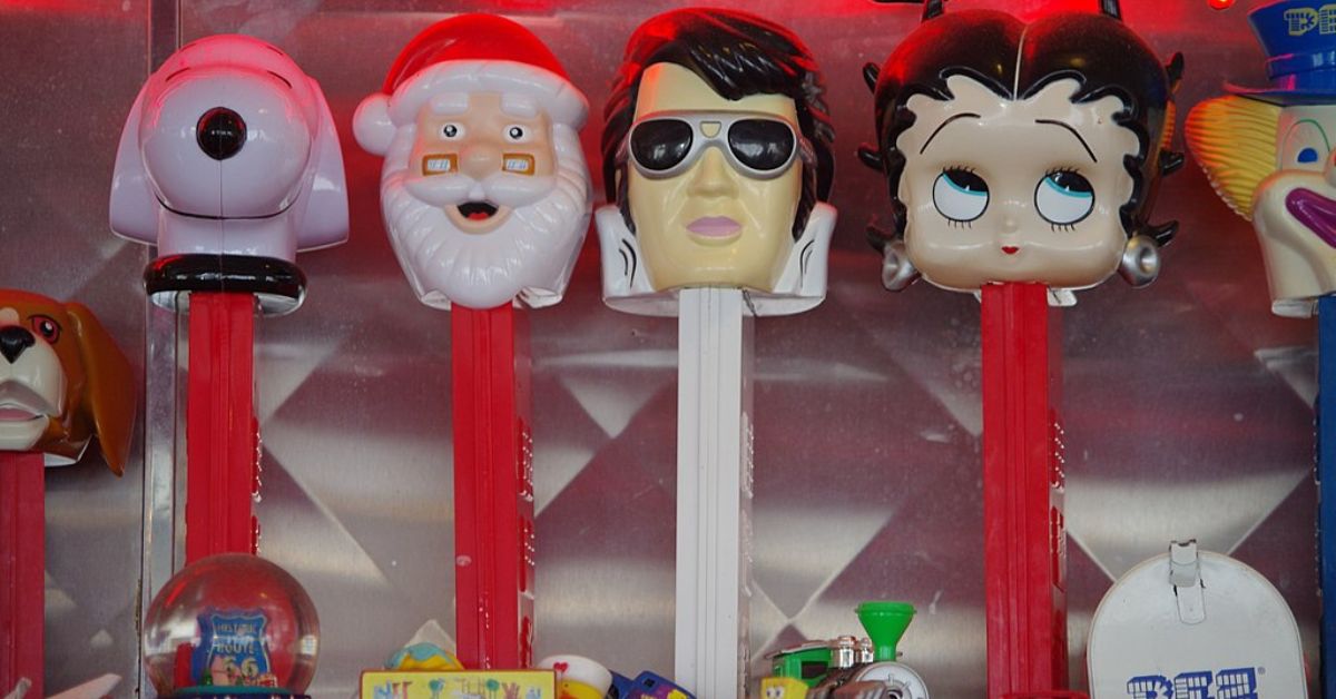 20 Sixties Memorabilia That Currently Fetch A Pretty Penny - Worthly