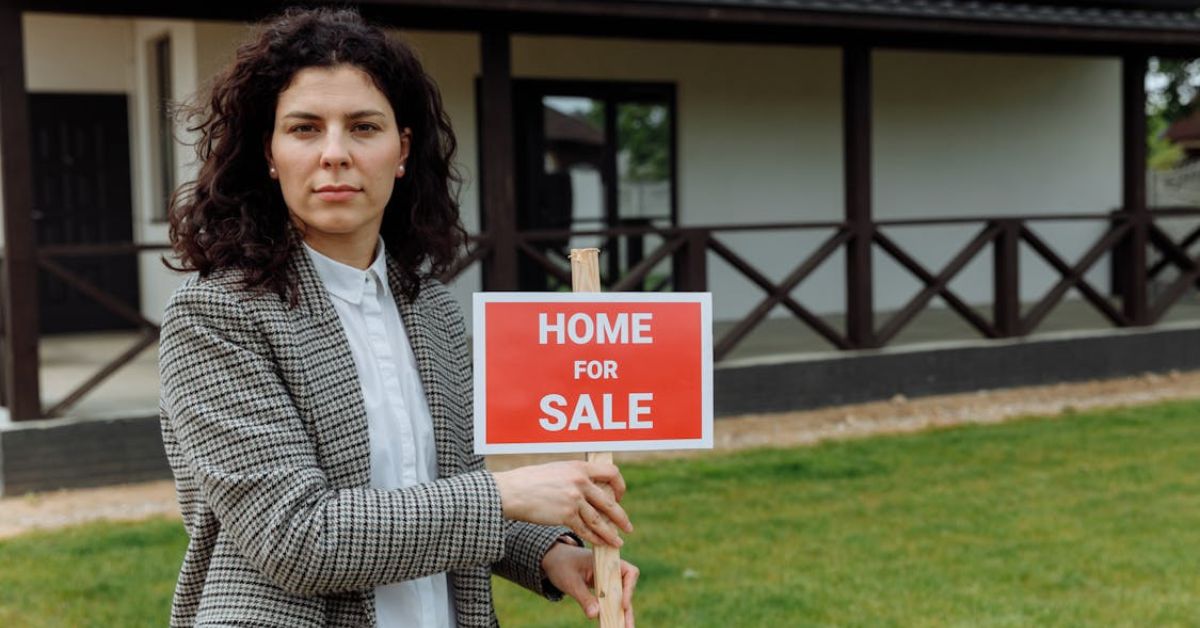 10 Features That Might Reduce Your Home’s Resale Value - Worthly