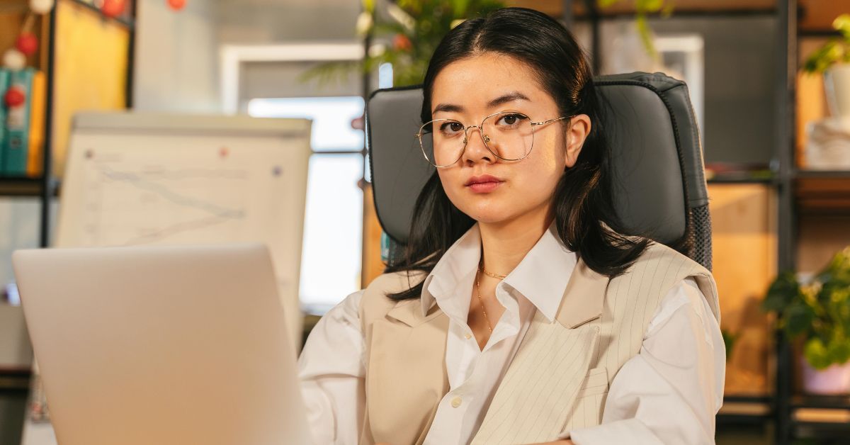 The Internship-To-Job Pipeline Is Cracking Under AI Pressure - Worthly